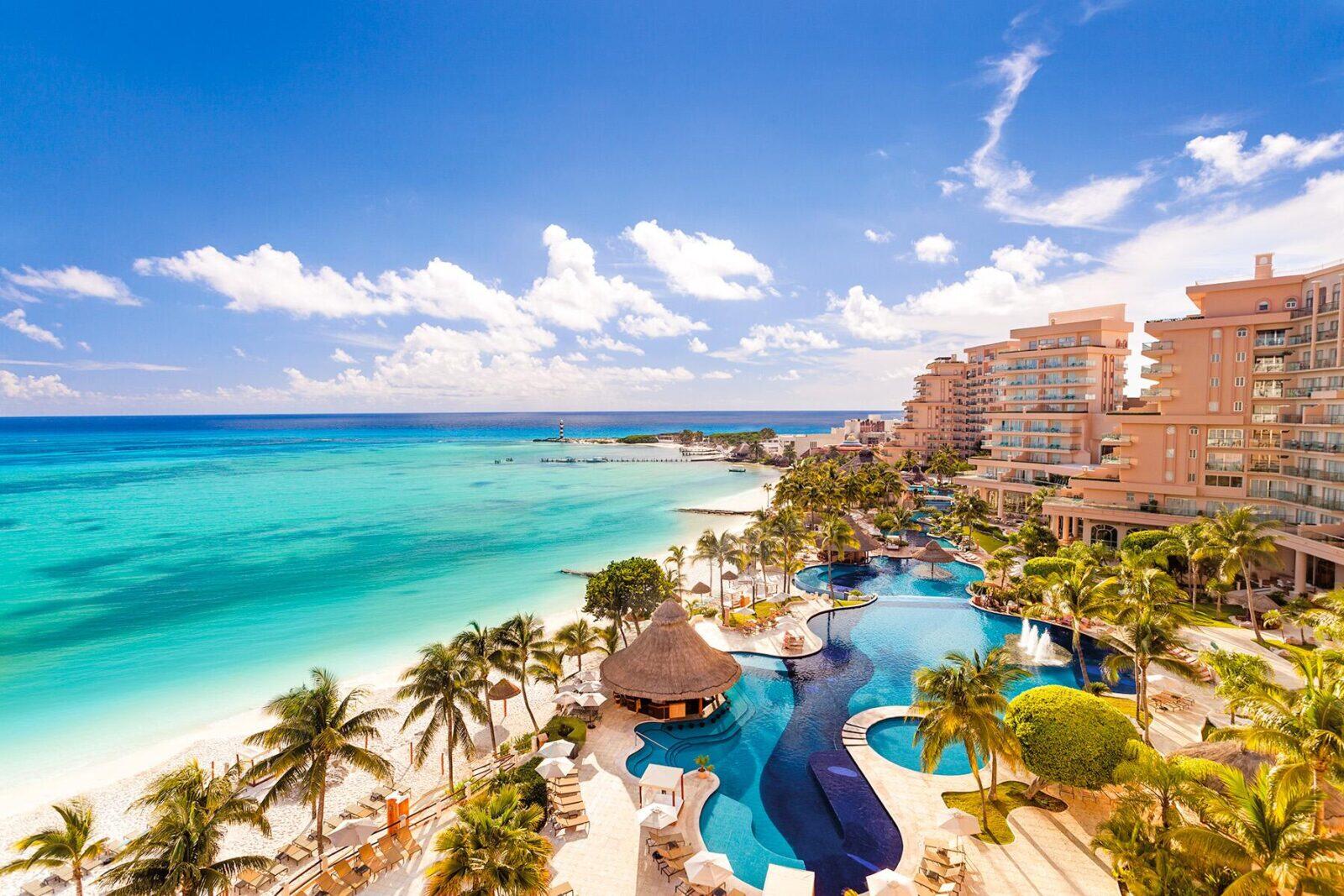 Guide to Experience Cancún's Best Beaches