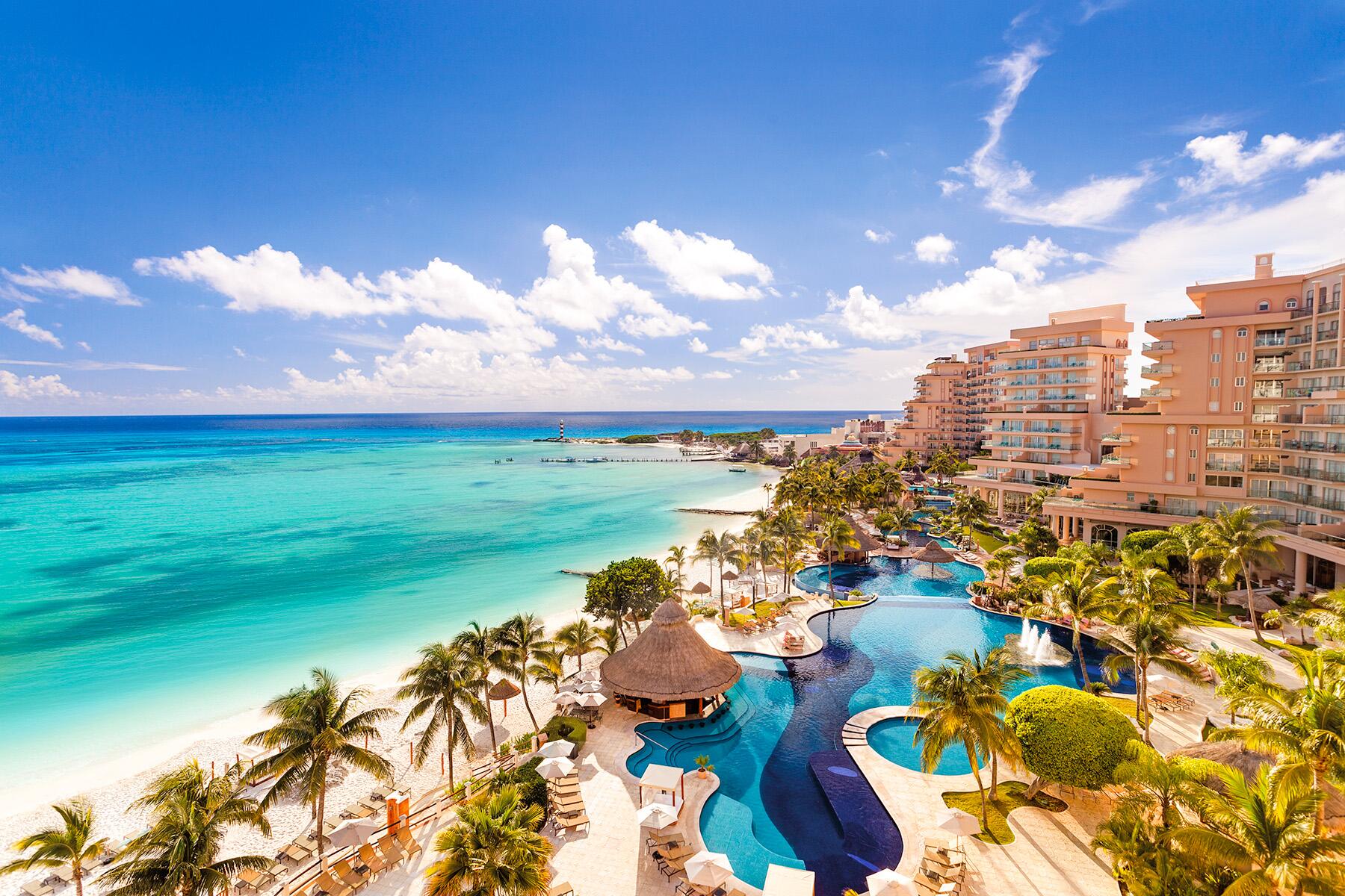 Guide to Experience Cancún's Best Beaches