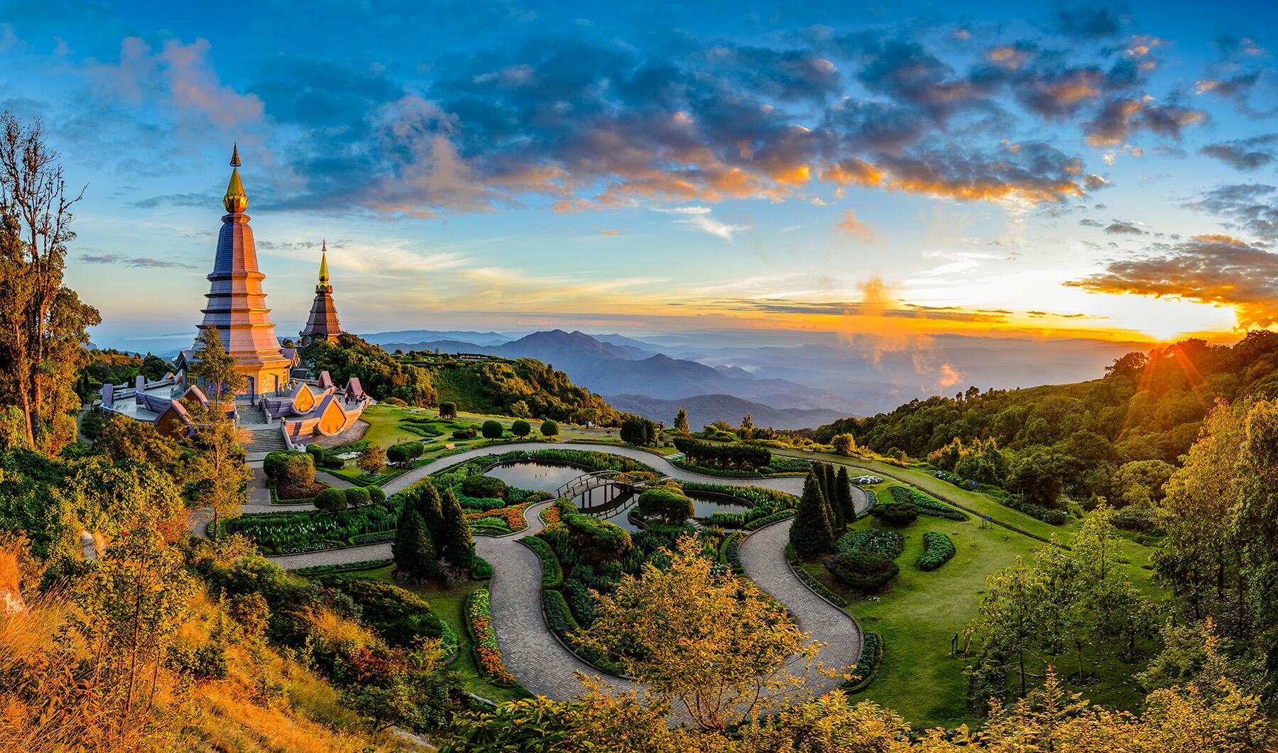 What It's Like to Train at a Muay Thai Fighting Camp