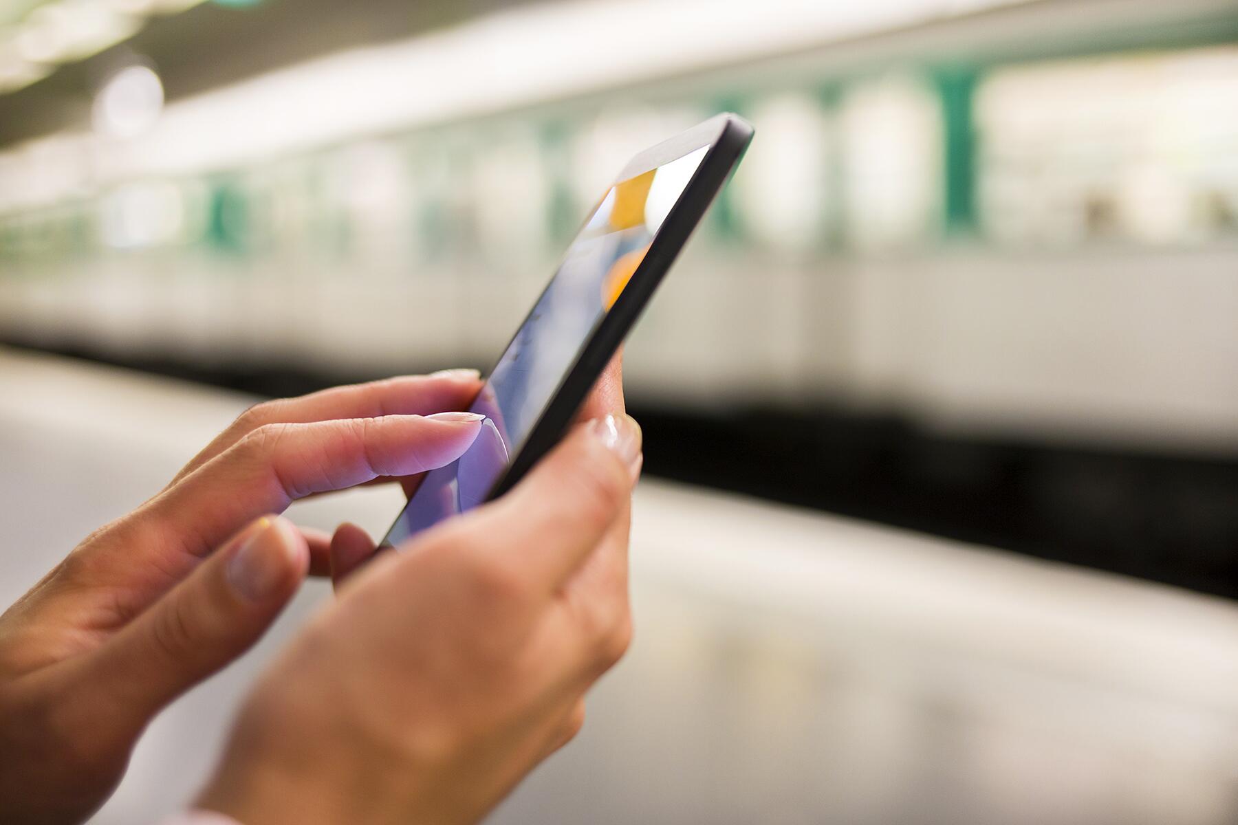 How to Take the Paris Metro