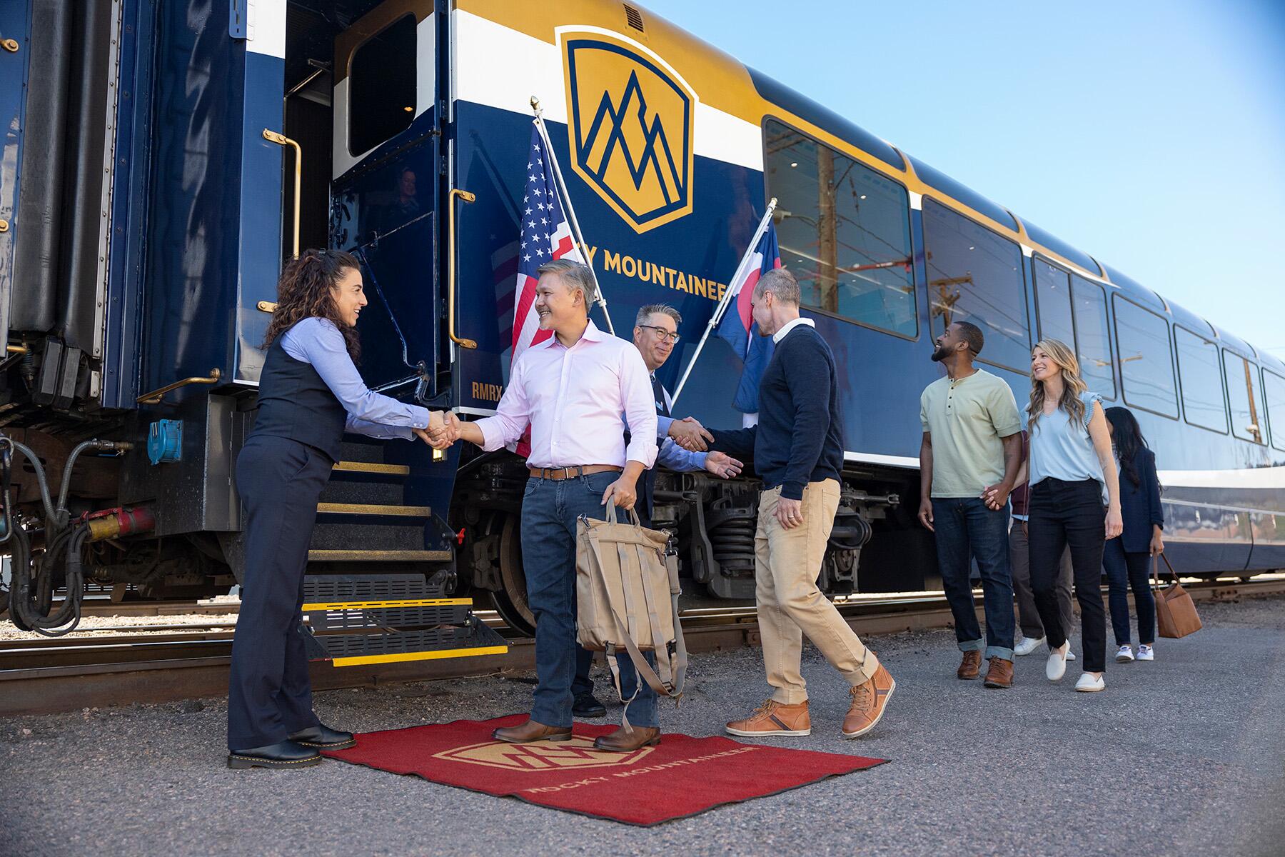 Rocky Mountaineer Train Offers U.S. Route Rockies to the Red Rocks ...