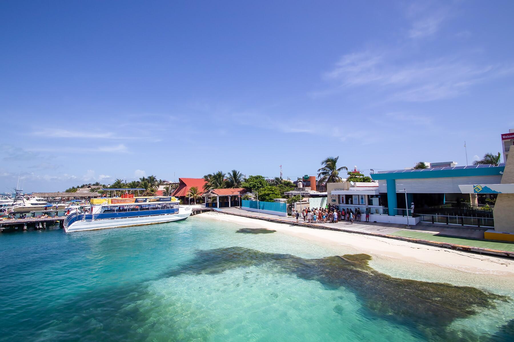 Strategically Shifting Between Hotels, or Resort Hopping, Can Save You ...