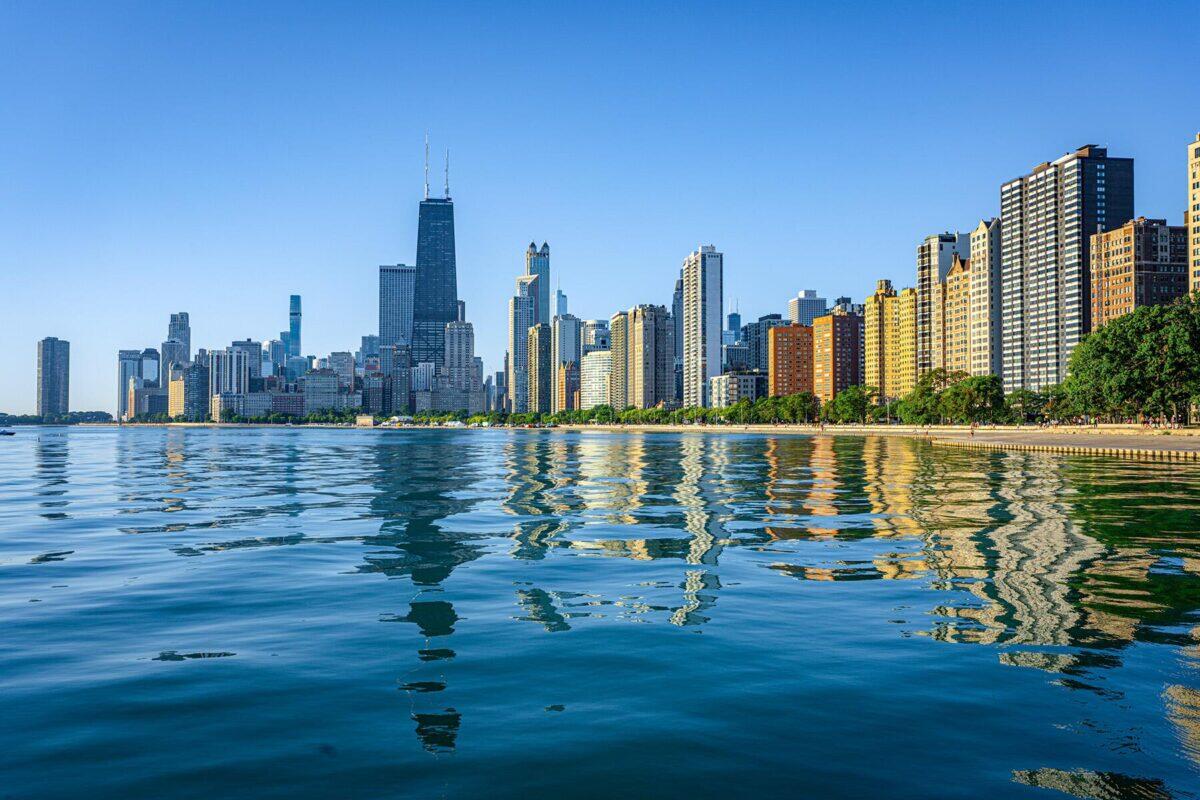 The Best Ways to Enjoy Chicago's Lake Michigan Lakefront