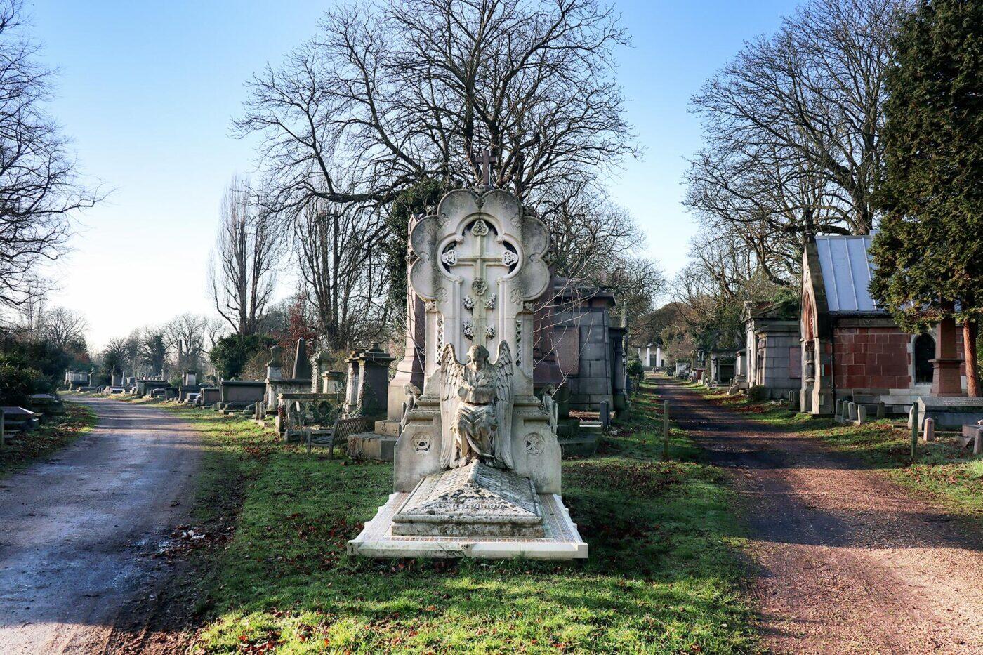 London’s Magnificent 7 Cemeteries