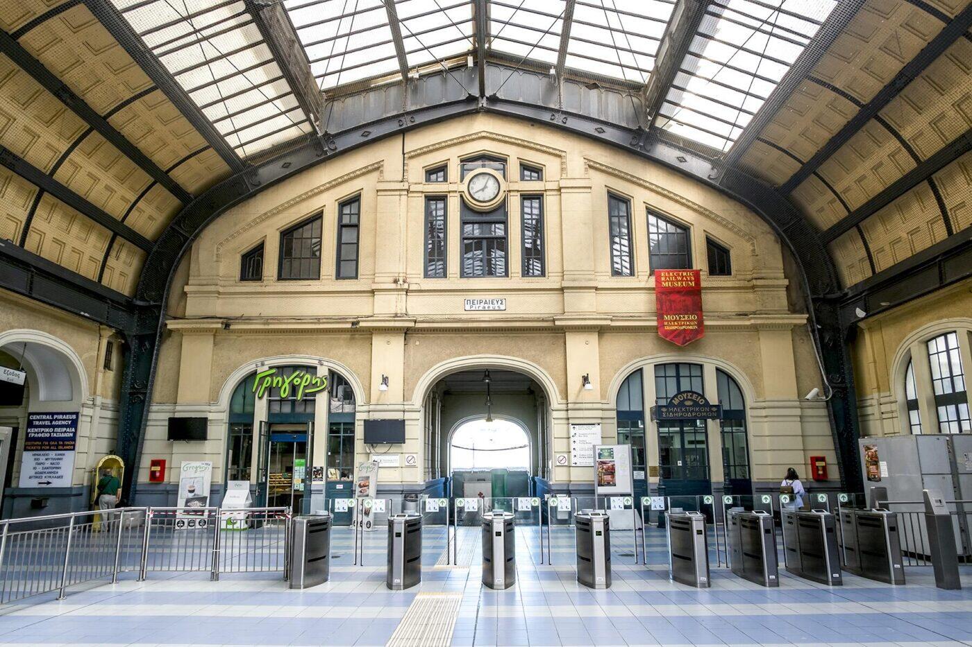 Athens Public Transportation: How to Get Around the Greek Capital