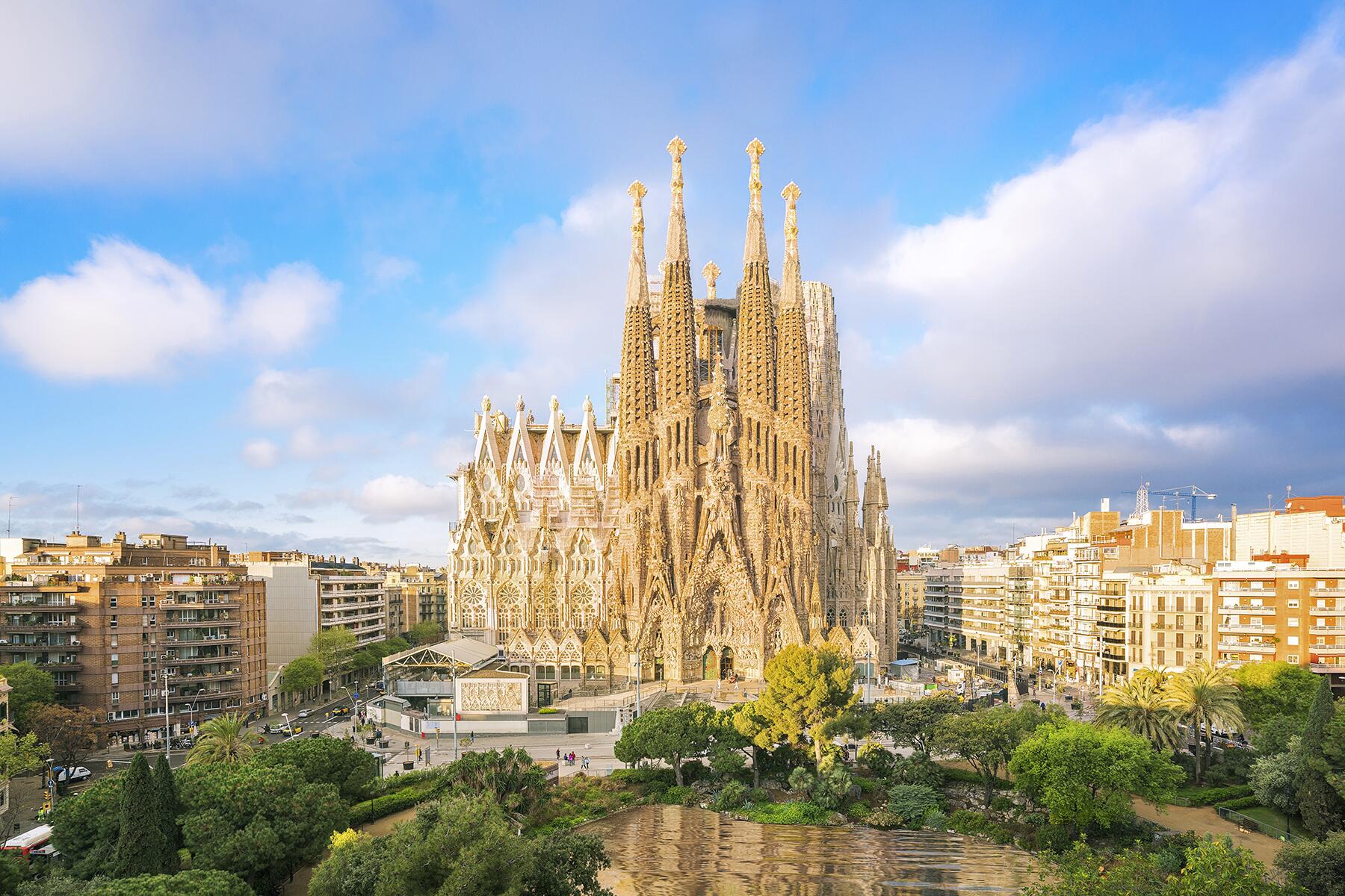 The Most Impressive Man-Made Structures Around the World