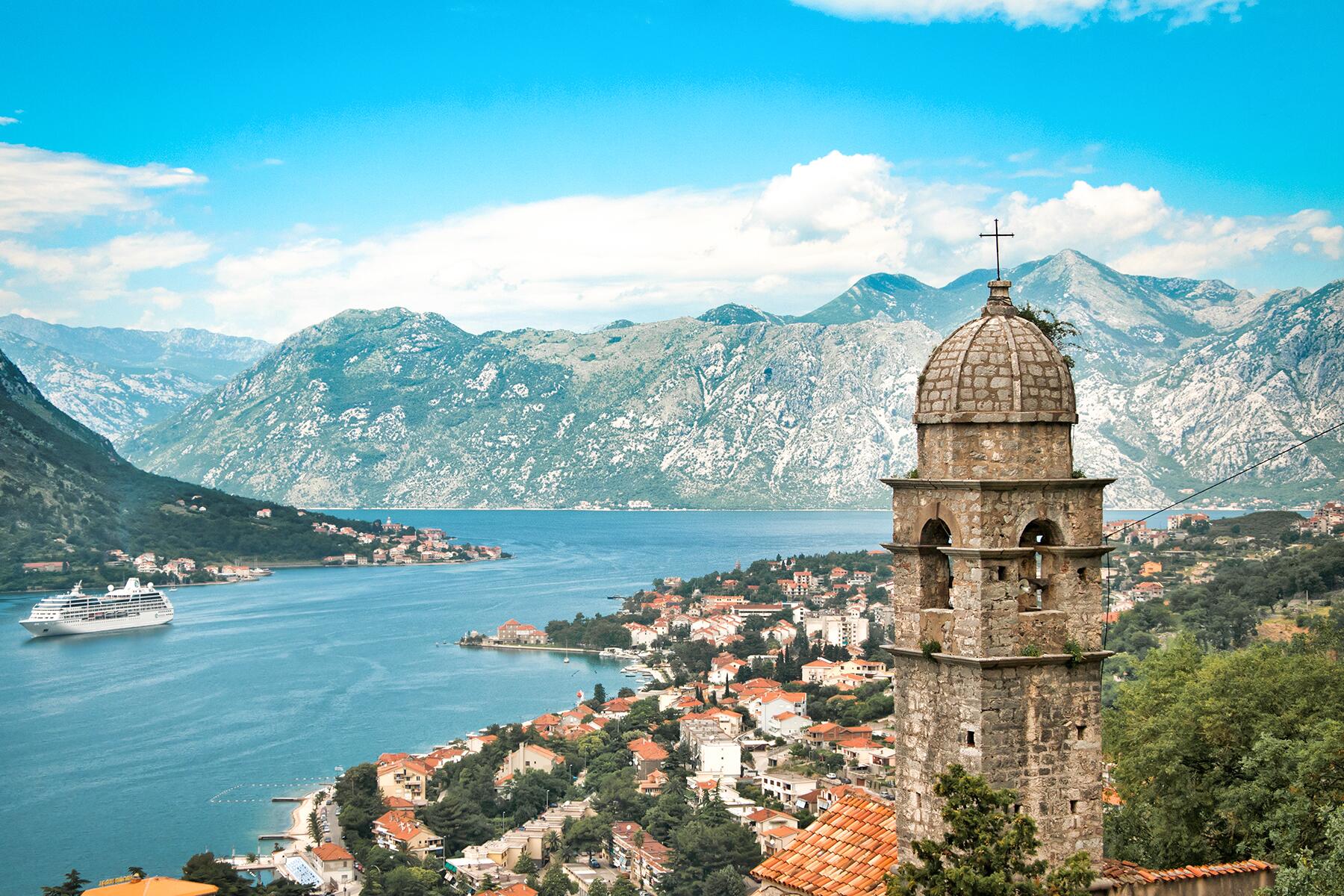 What Happens When an Airport Customs Inspection Goes Sideways