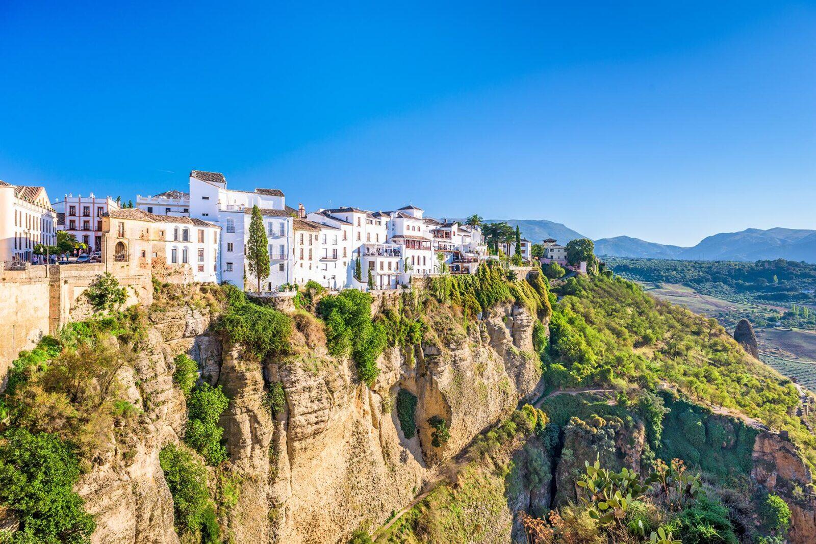 Spain Travel Itinerary: Madrid, Granada & Seville Highlights