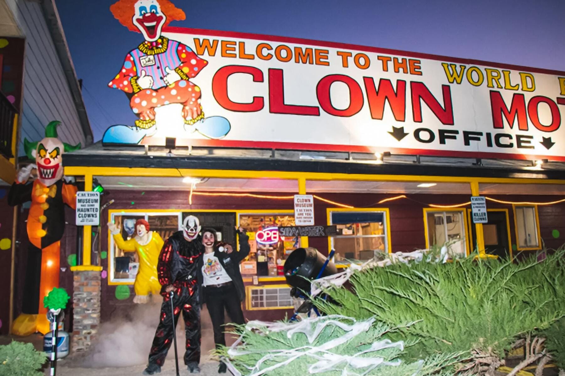 Experience America's Scariest Motel: The Haunted Clown Motel in Tonopah ...