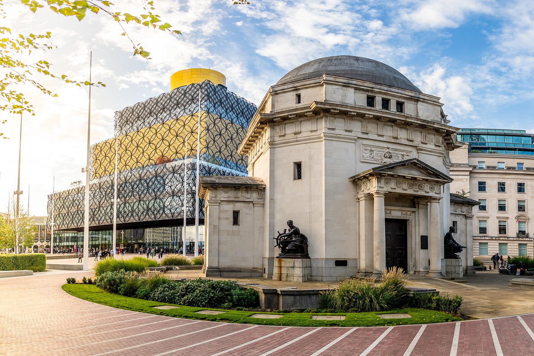 The Best Things to Do in Birmingham, England (and Top Things to Avoid)