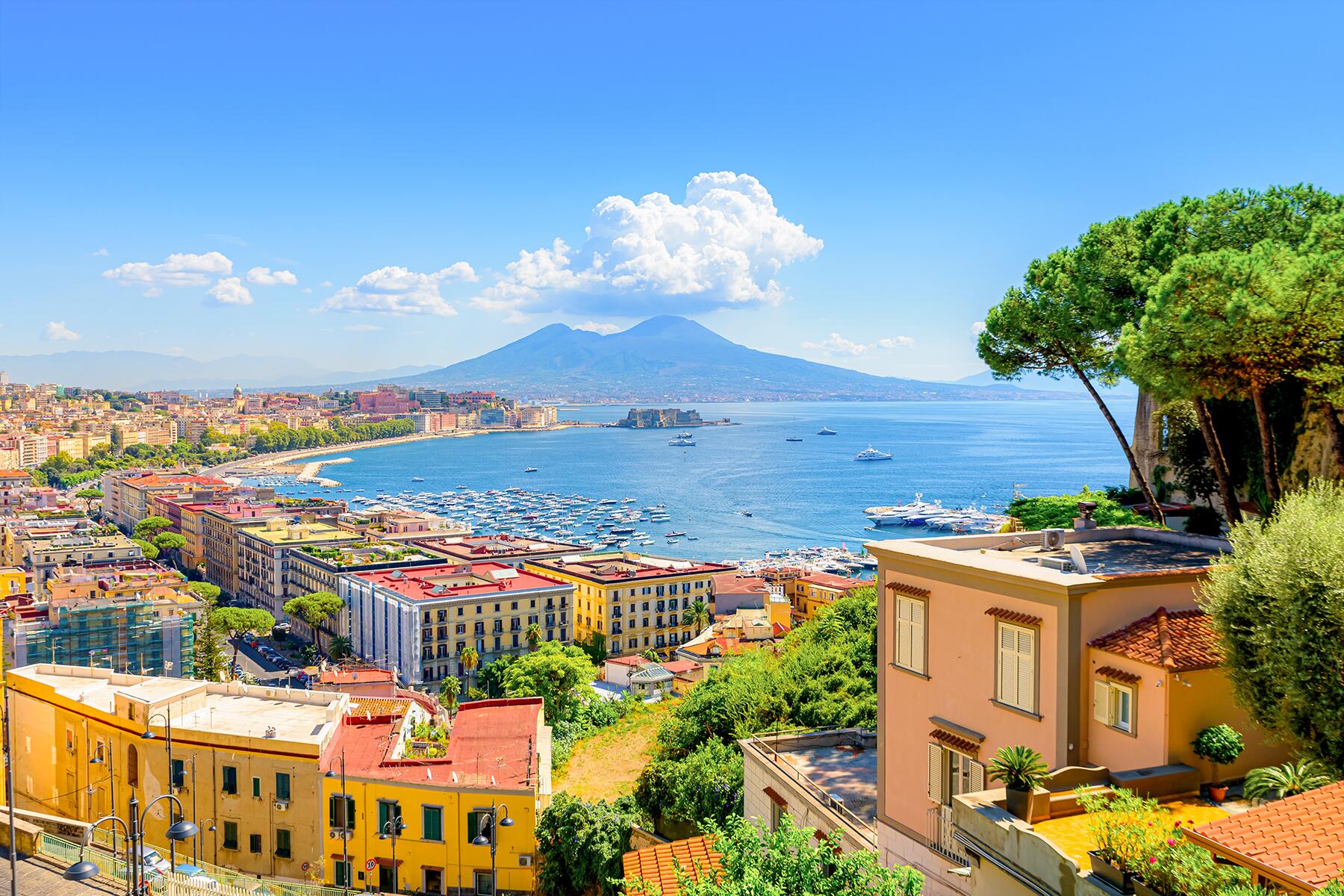 The Best Things to Do in Naples, Italy (and the Top Things to Avoid)