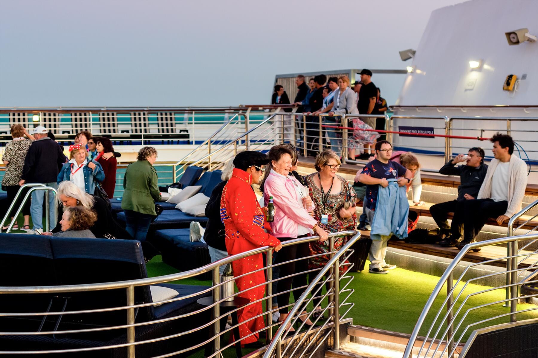 Unspoken Rules for Dressing the Part for Cruise Ship Dining