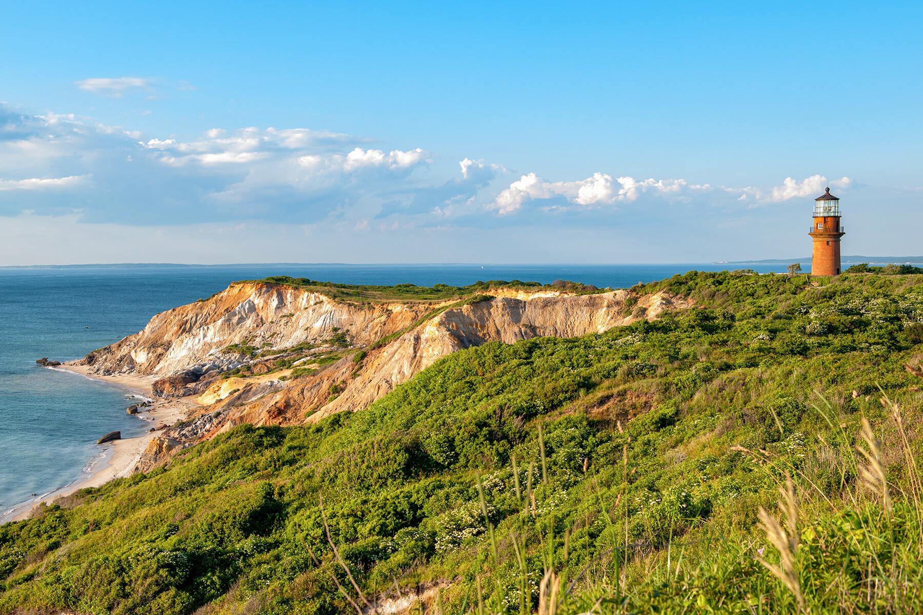 Should You Travel to Nantucket, Cape Cod, or Martha's Vineyard?
