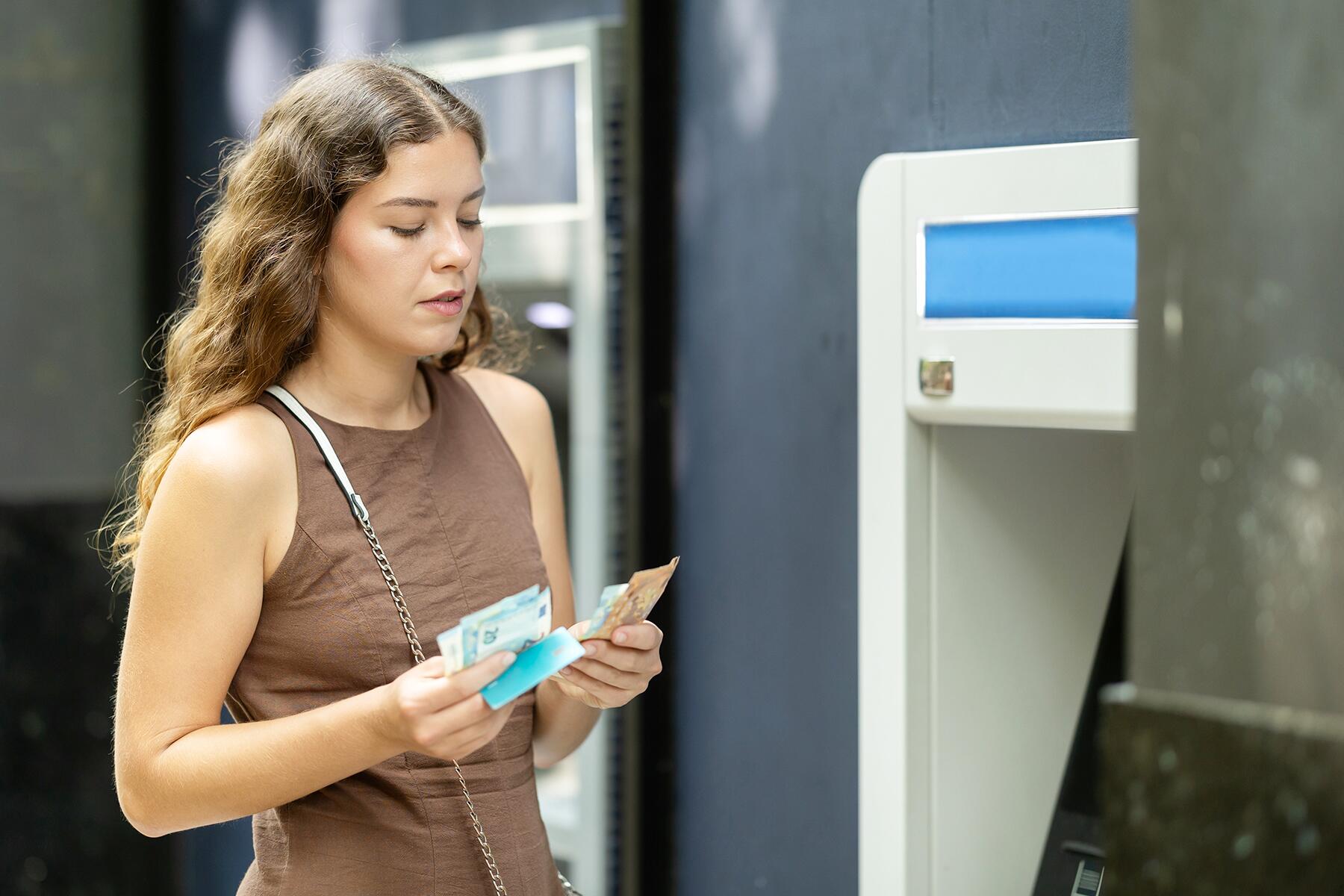 The Top 10 Travel Scams to Look Out for in 2026